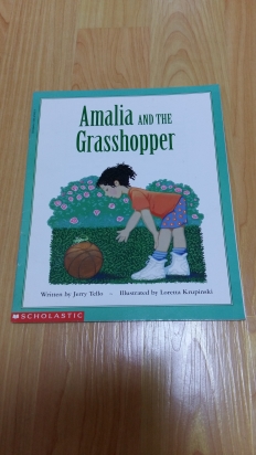 [중고샵] Amalia and the Grasshopper - 예스24